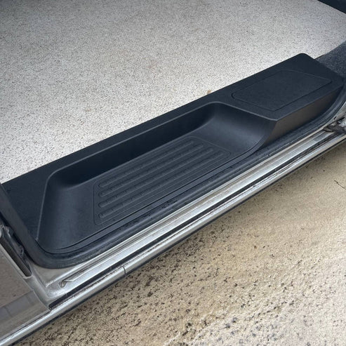VW T5/T6 Side Step (17mm Extra Deep) V3 + Storage – Seaside Campers
